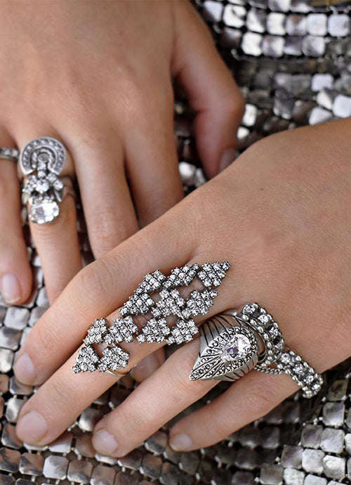 Mari Ring – DYLANLEX